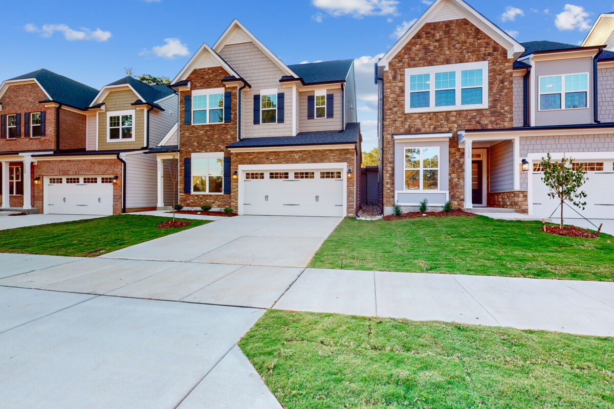 What Is a Carriage Home? | Welcome to Better - M/I Homes