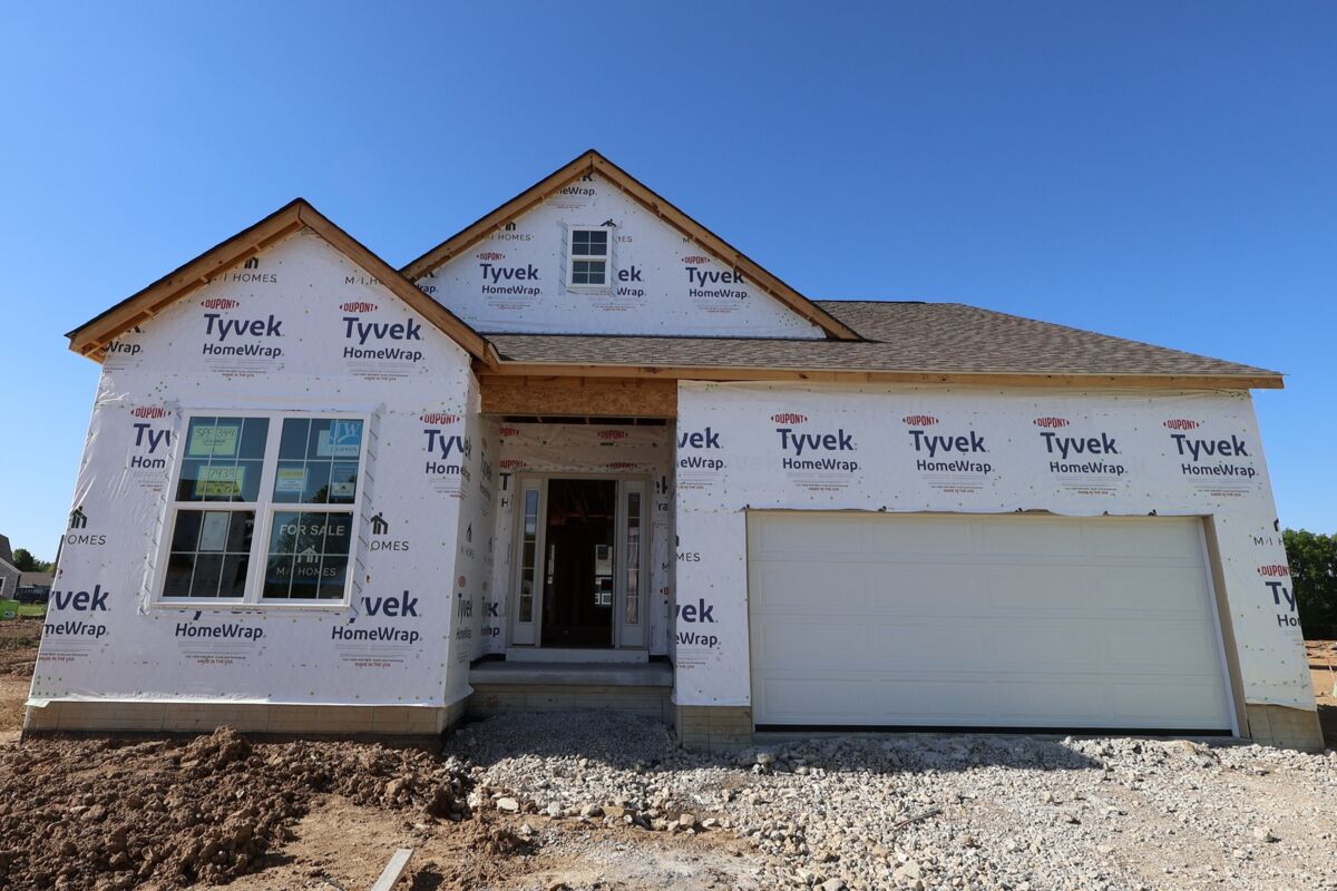 7939 Collins Drive Reynoldsburg, OH 43068 - M/I Homes