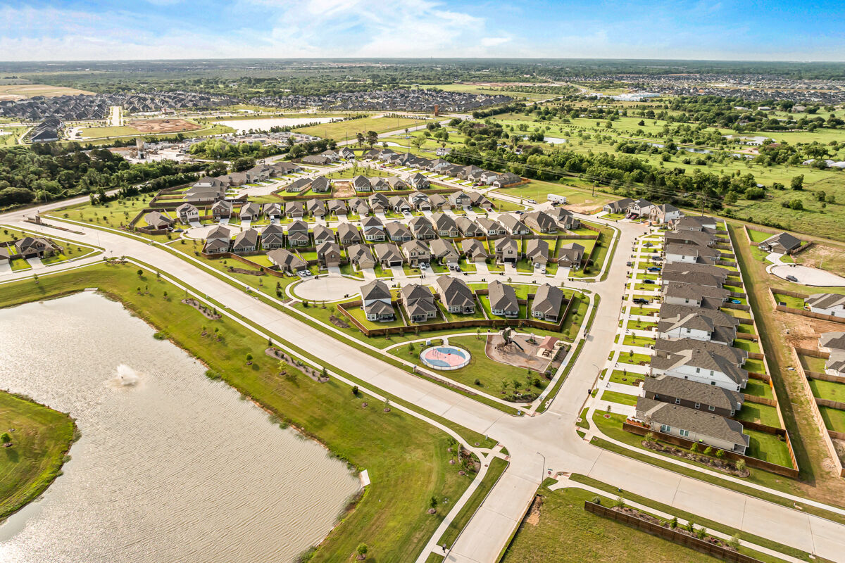 New Homes Fulshear, TX - Summerview - M/I Homes