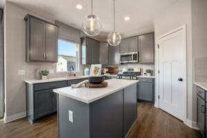 New Homes Grove City, Ohio - Pinnacle Quarry - M/I Homes