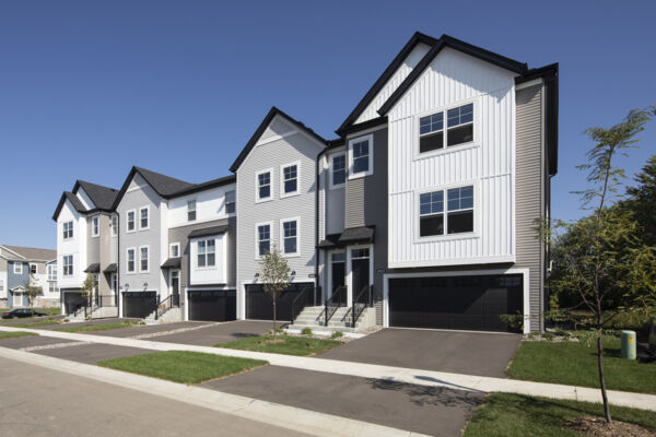 Homes for Sale Minnetrista, MN - Woodland Cove - M/I Homes